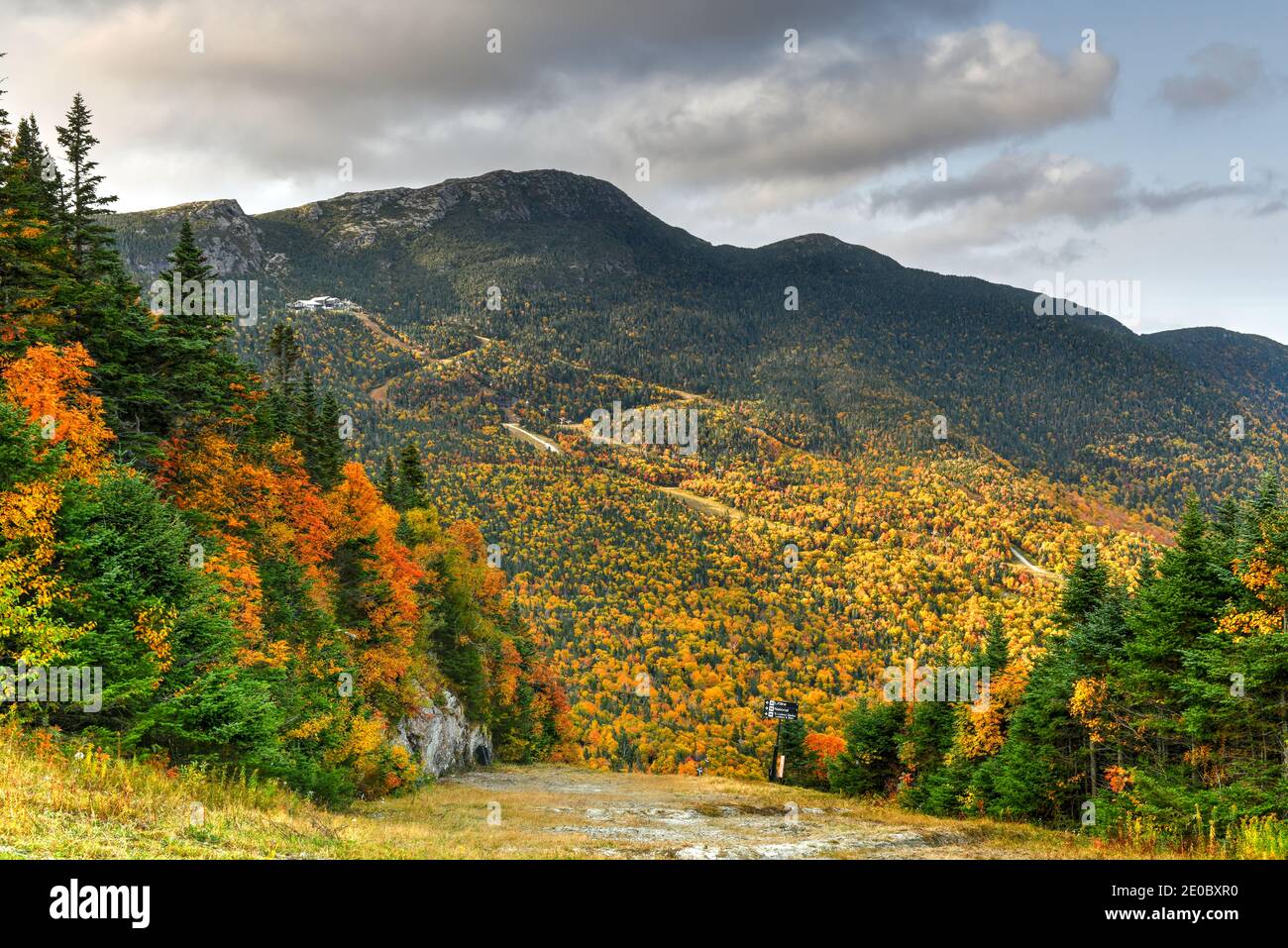 Vermont fall foliage hiking hi-res stock photography and images - Alamy