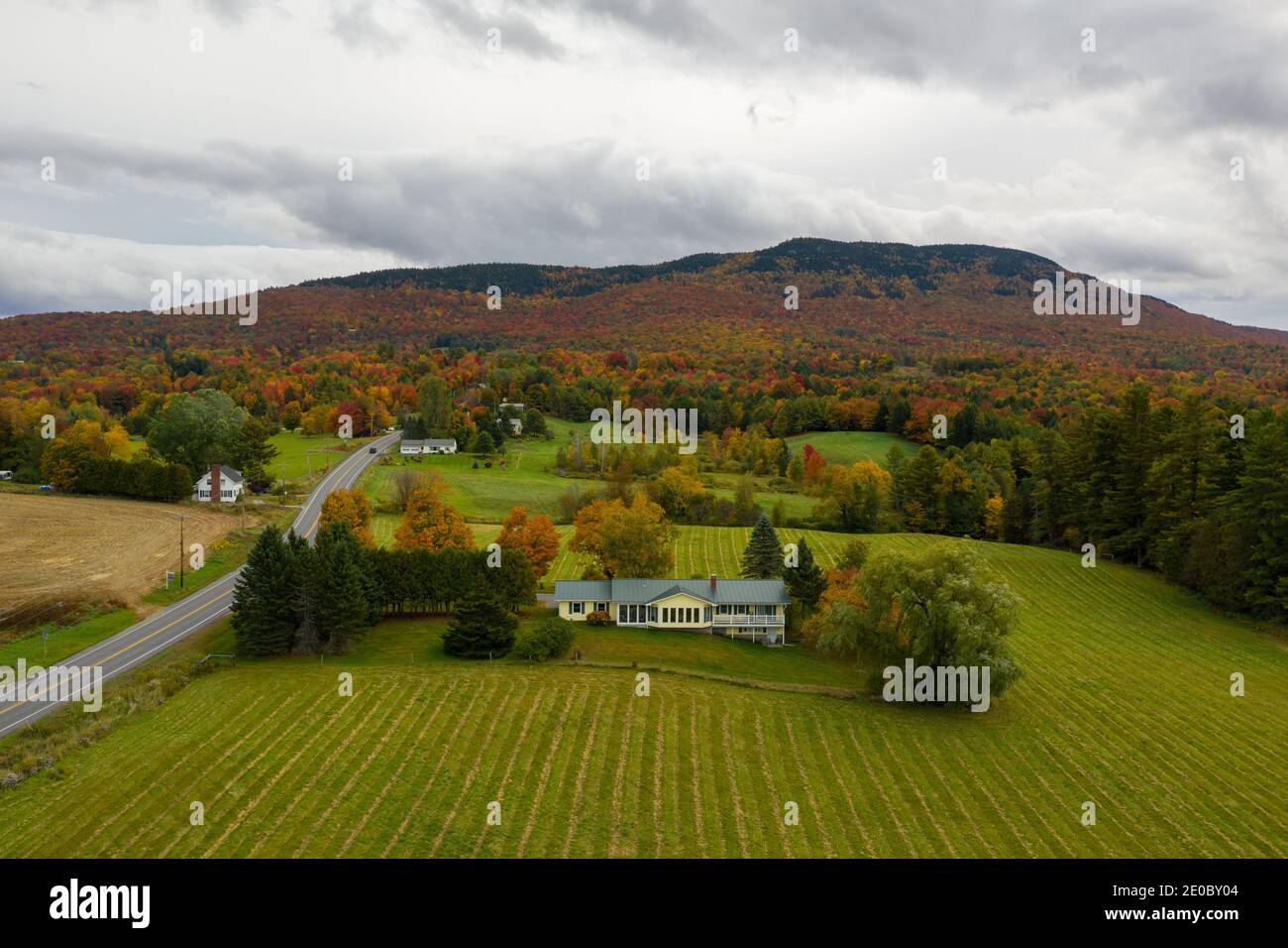 Green mountains vermont aerial hi-res stock photography and images - Alamy