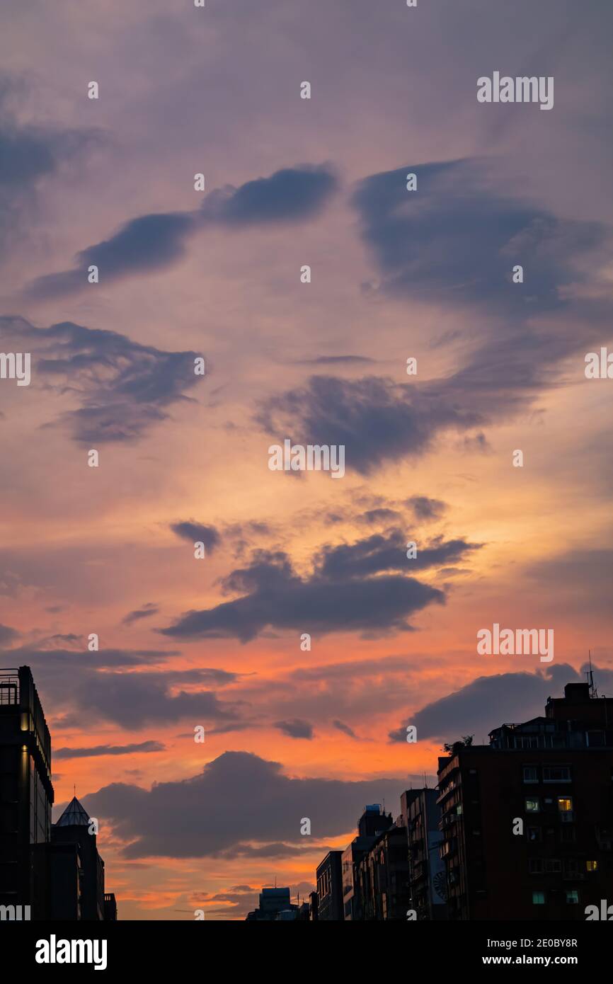 Sunset view of the cityscape at Taipei, Taiwan Stock Photo - Alamy