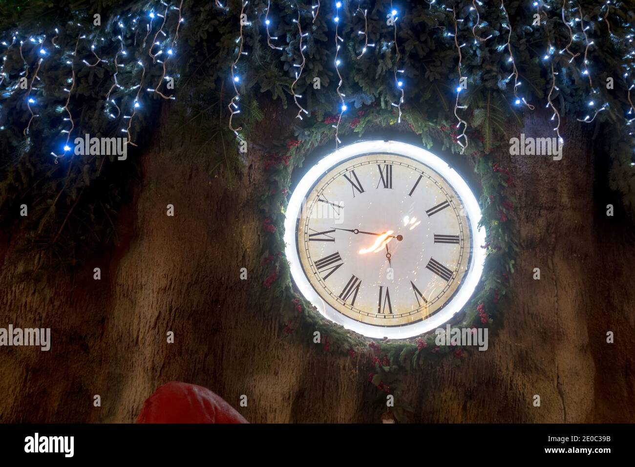 Clock tree conceptual hi-res stock photography and images - Alamy