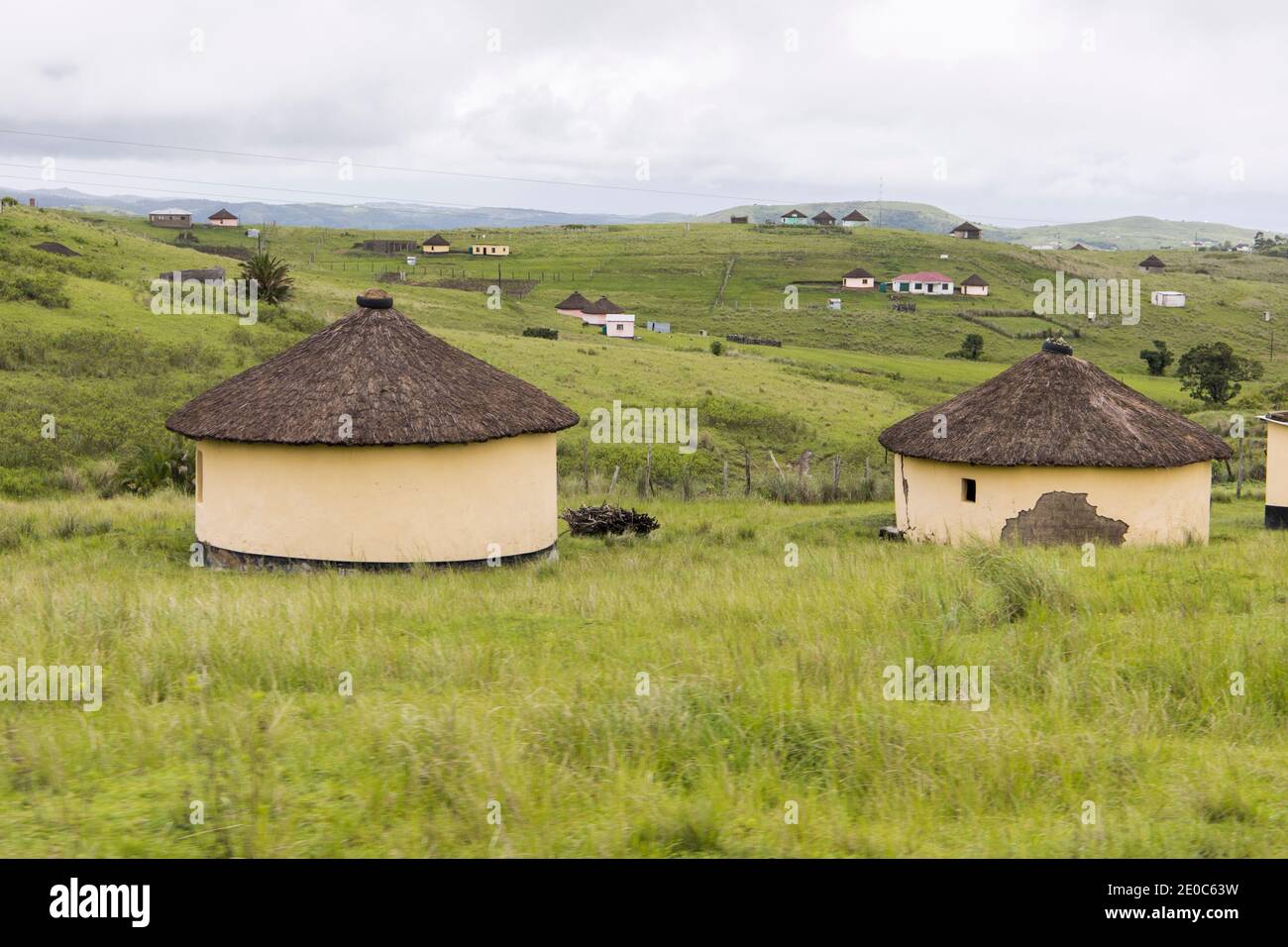Rural huts south africa hi-res stock photography and images - Alamy