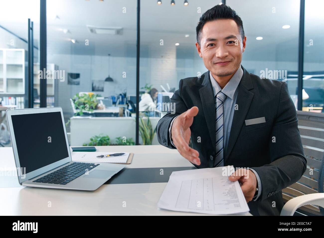 Social service worker contract hi-res stock photography and images - Alamy