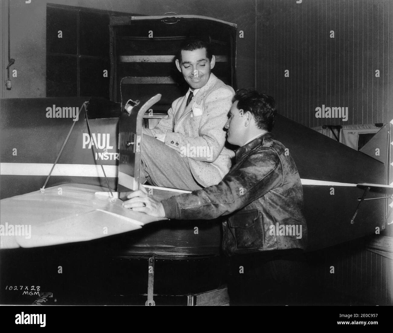 Test pilot clark gable 1938 hi-res stock photography and images - Alamy