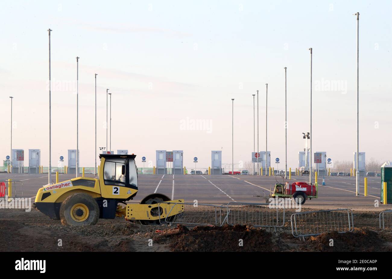 Sevington inland border facility hi-res stock photography and images ...