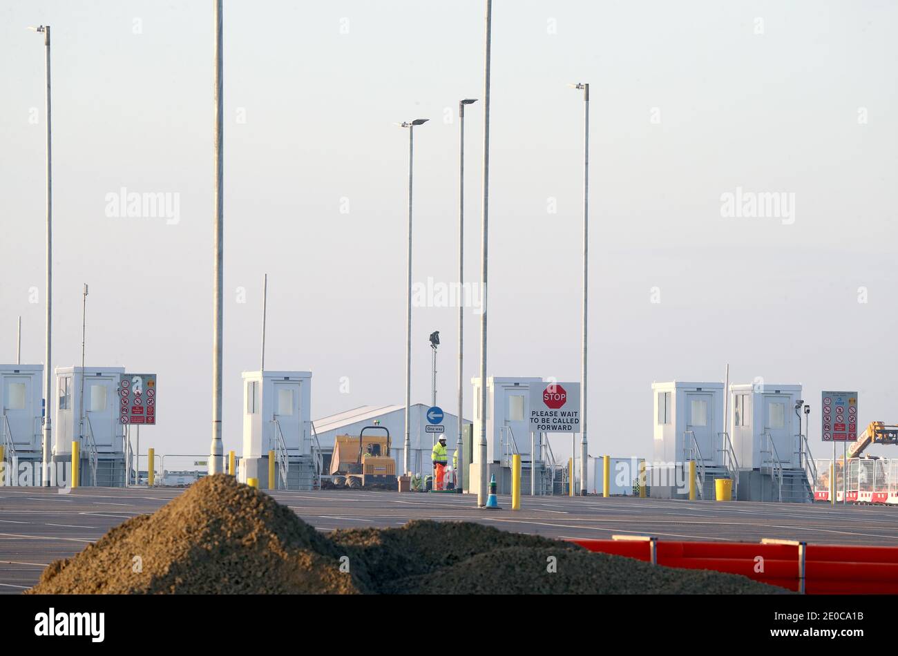 Sevington inland border facility hi-res stock photography and images ...