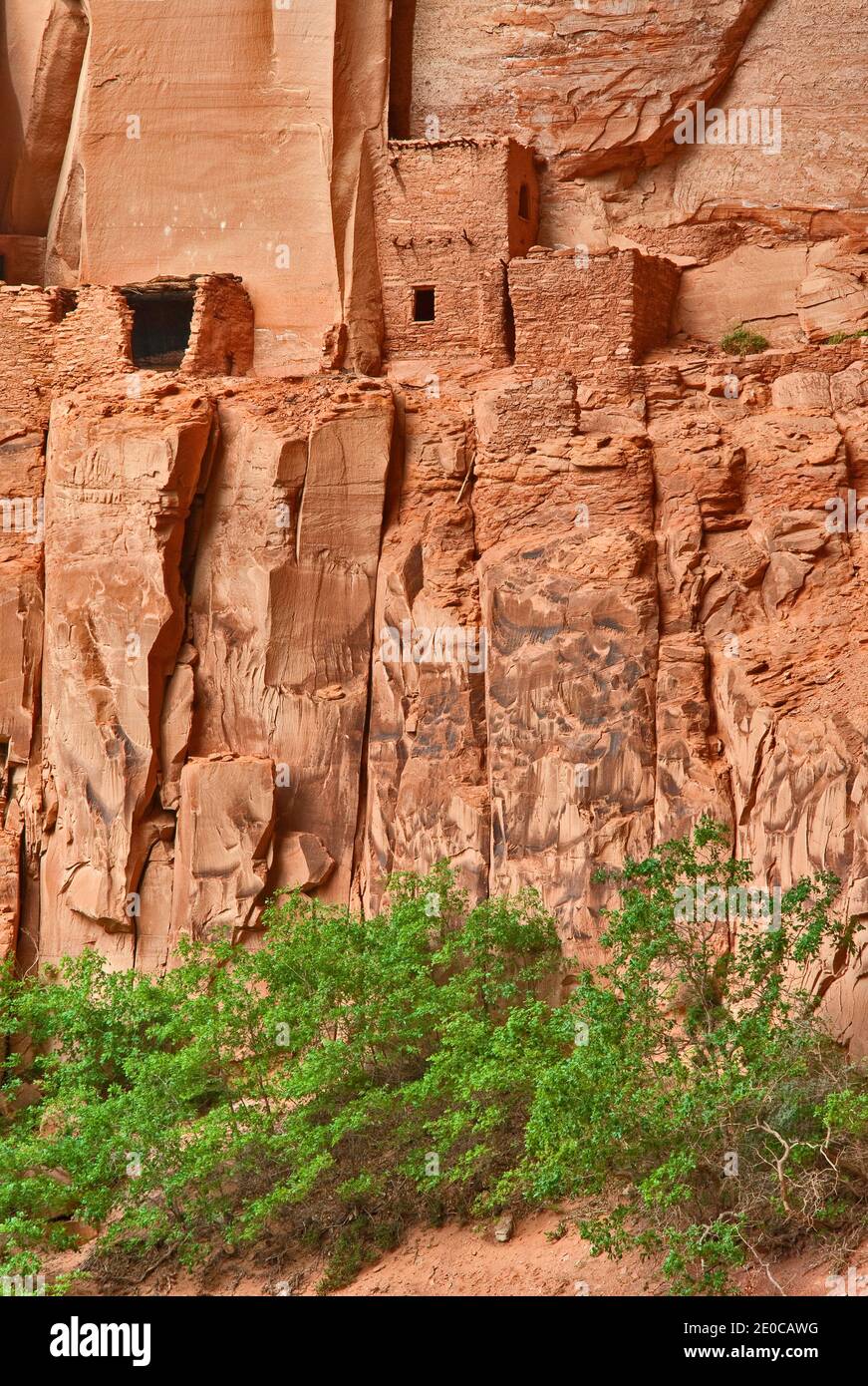 Betatakin ruin in Tsegi Canyon, Navajo National Monument, Shonto ...