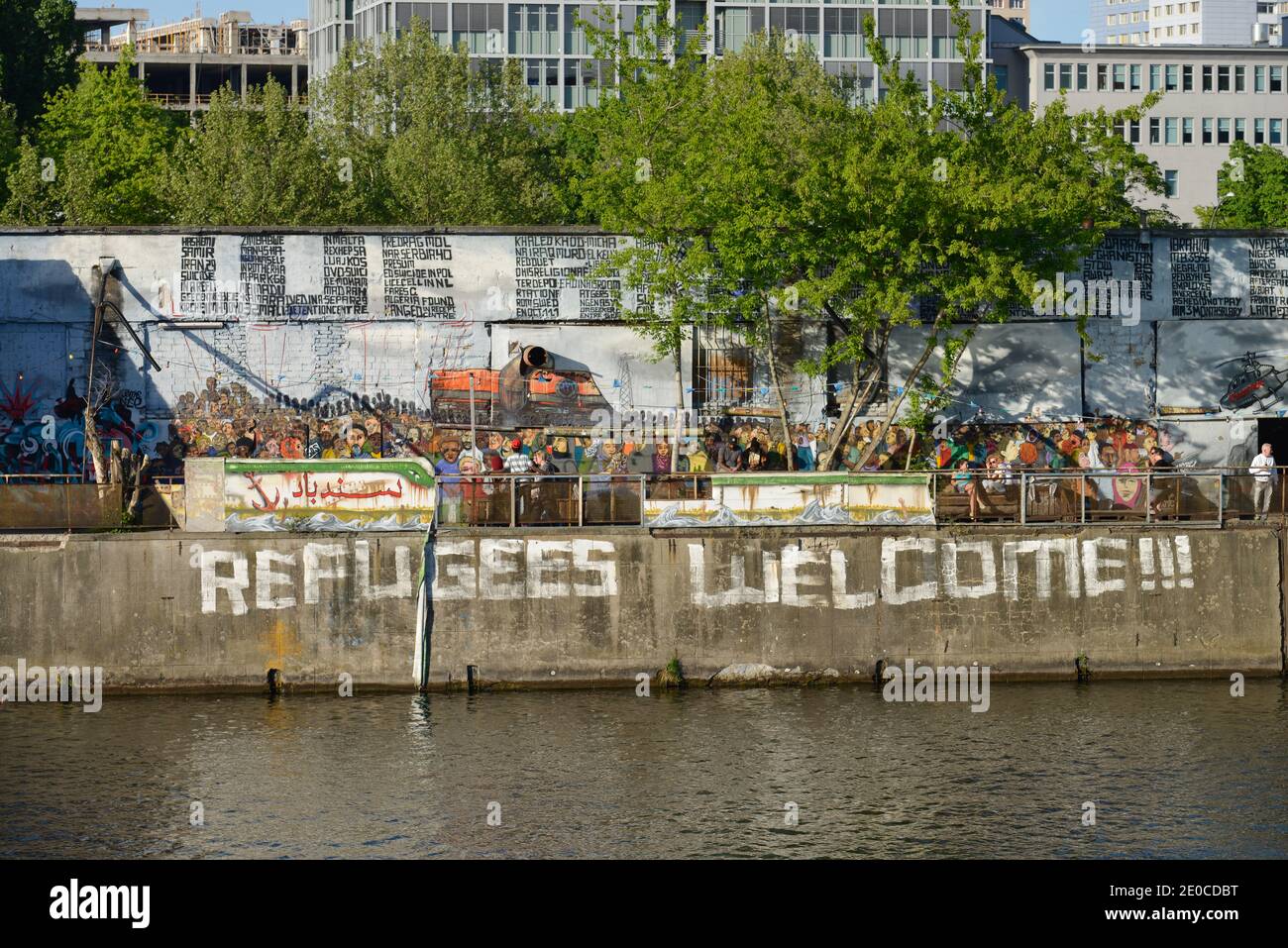 YAAM, Stralauer Platz, Friedrichshain, Berlin, Deutschland Stock Photo ...