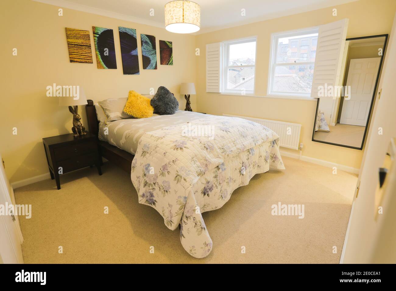 Traditional English Cottage Stock Photo - Alamy