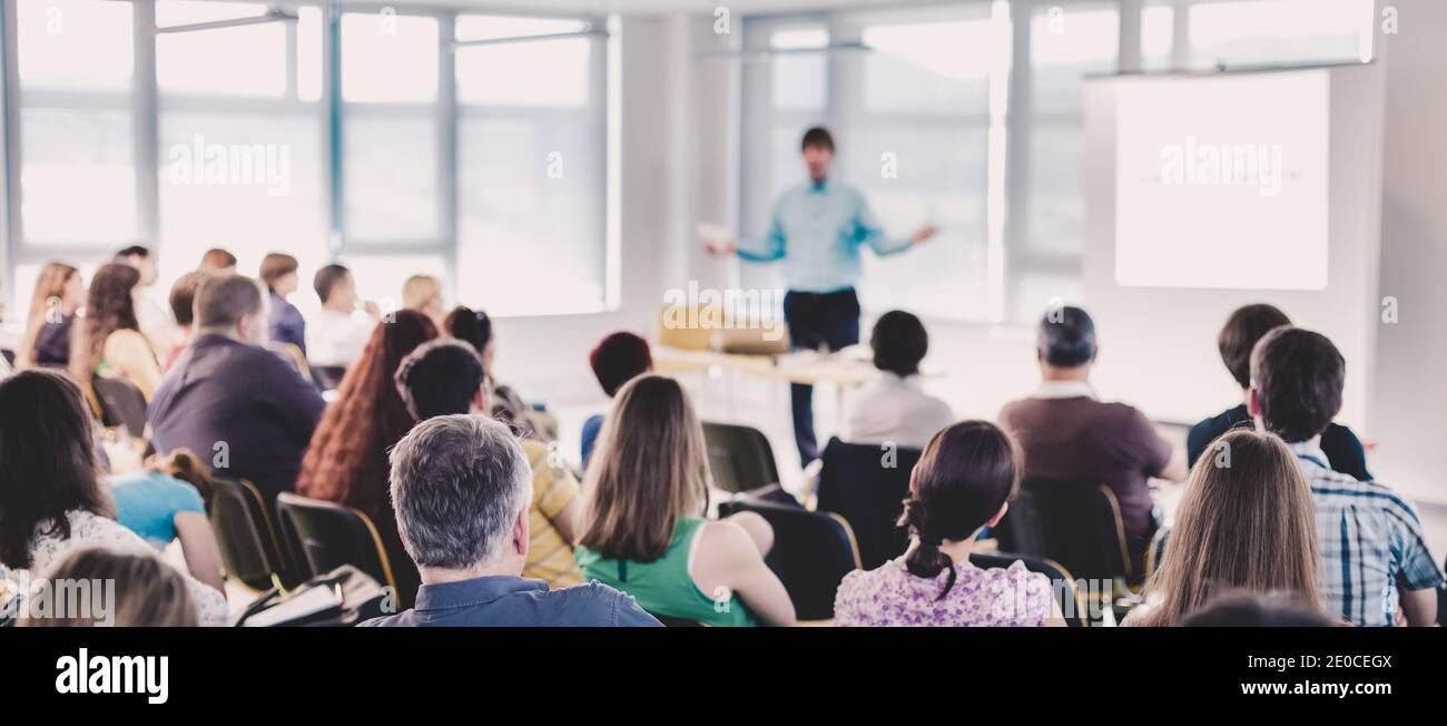 Speaker Giving a Talk at Business Meeting Stock Photo - Alamy