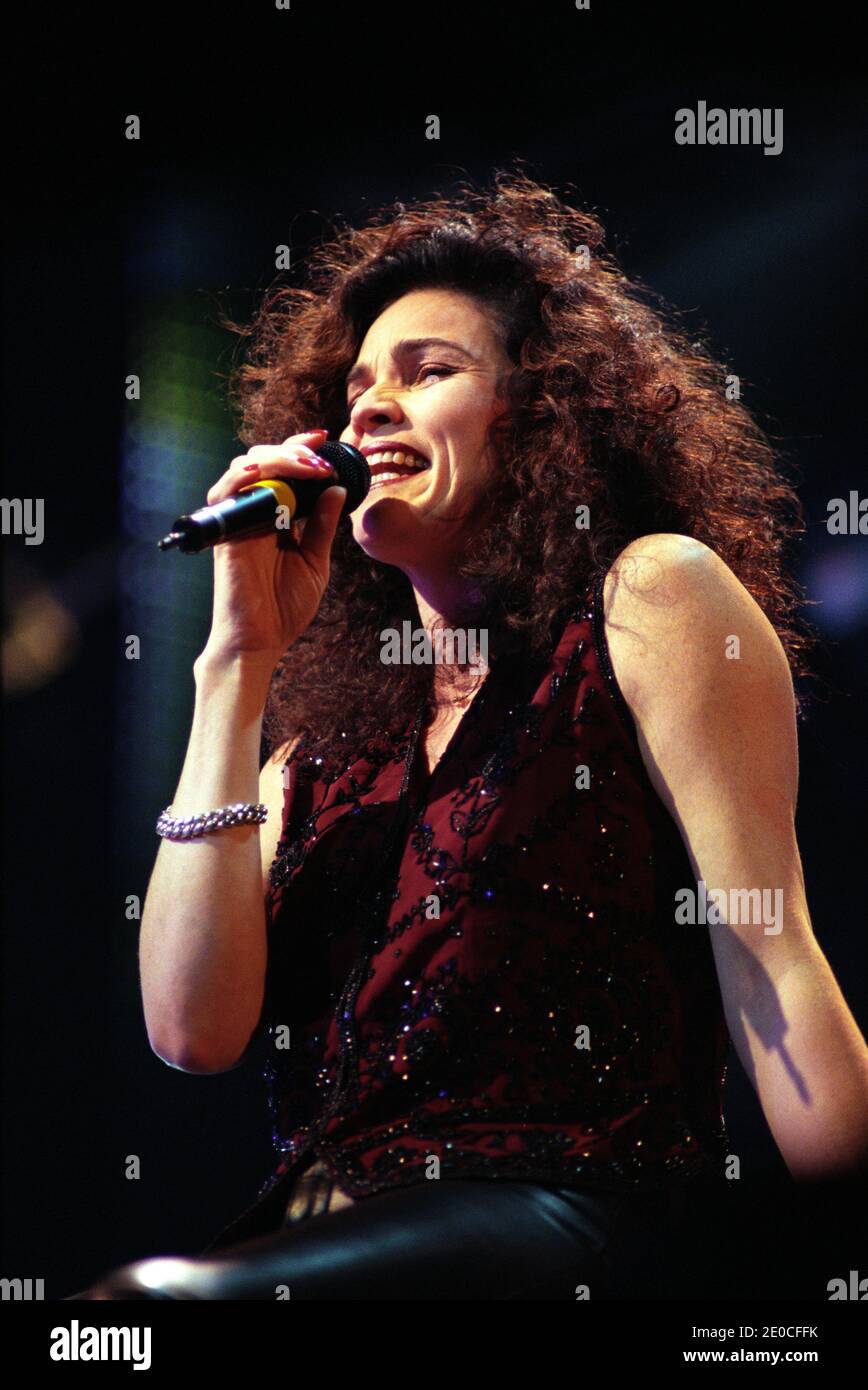 Alannah myles hi-res stock photography and images - Alamy