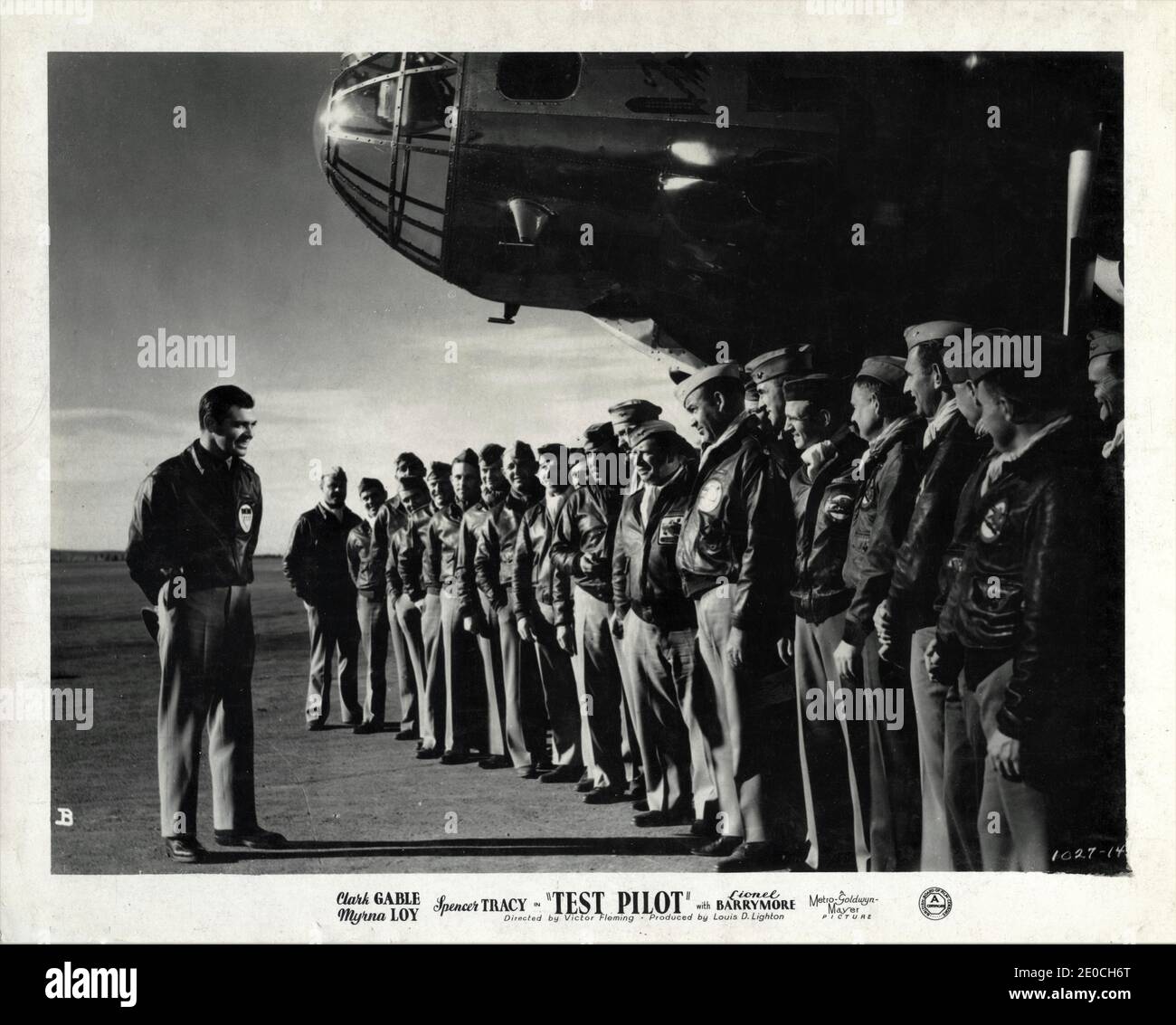 CLARK GABLE and US Servicemen in TEST PILOT 1938 director VICTOR ...
