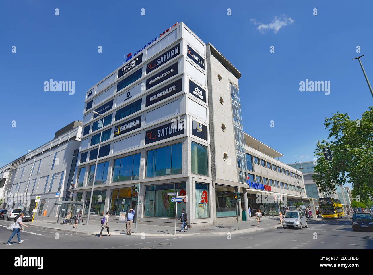 Boulevard berlin mall hi-res stock photography and images - Alamy