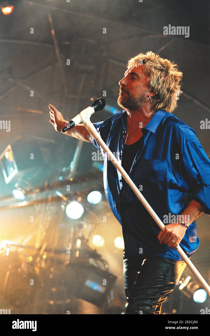 Rod Stewart on stage at The Big Twix Mix Concert held at The Birmingham ...