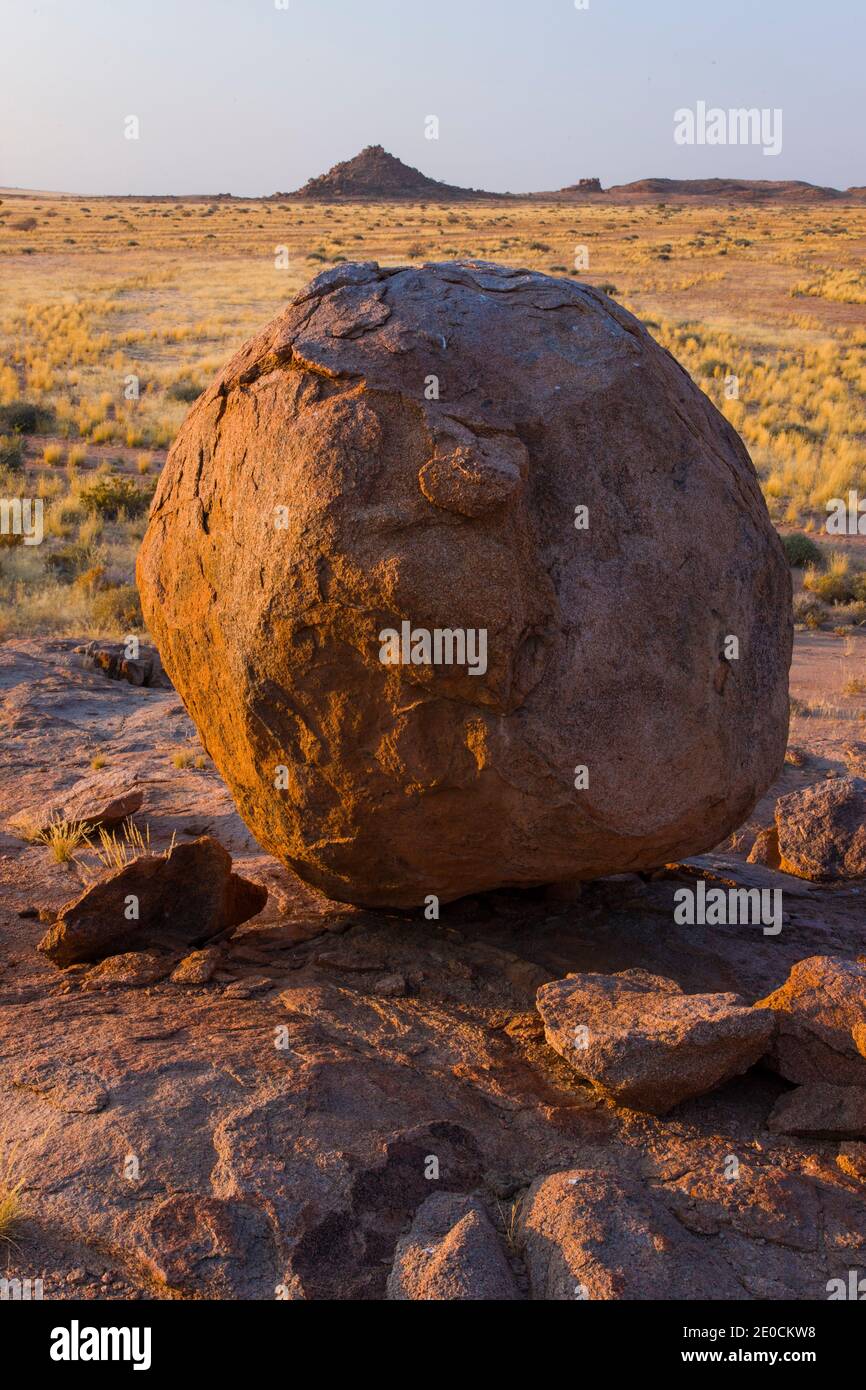 Montañas Branberg, Desierto del Namib, Namibia, Africa Stock Photo - Alamy