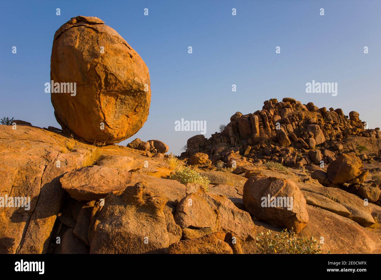 Montañas Branberg, Desierto del Namib, Namibia, Africa Stock Photo - Alamy