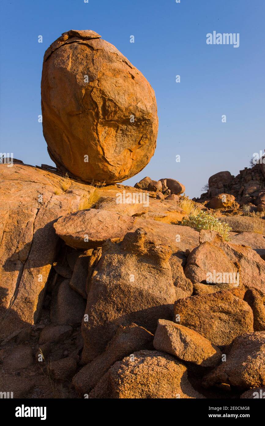 Montañas Branberg, Desierto del Namib, Namibia, Africa Stock Photo - Alamy