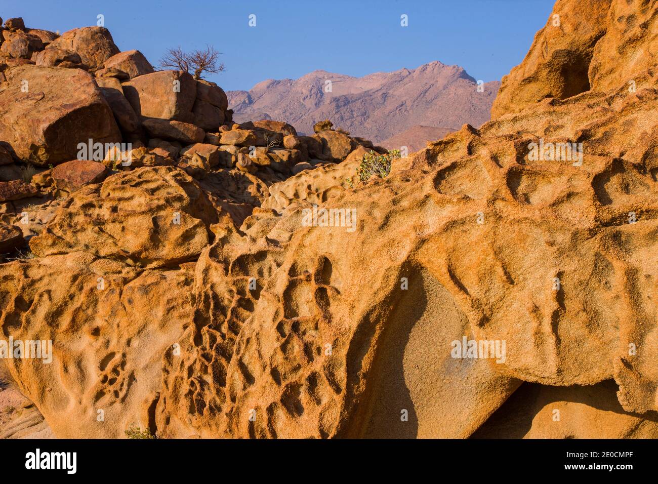 Montañas Branberg, Desierto del Namib, Namibia, Africa Stock Photo - Alamy