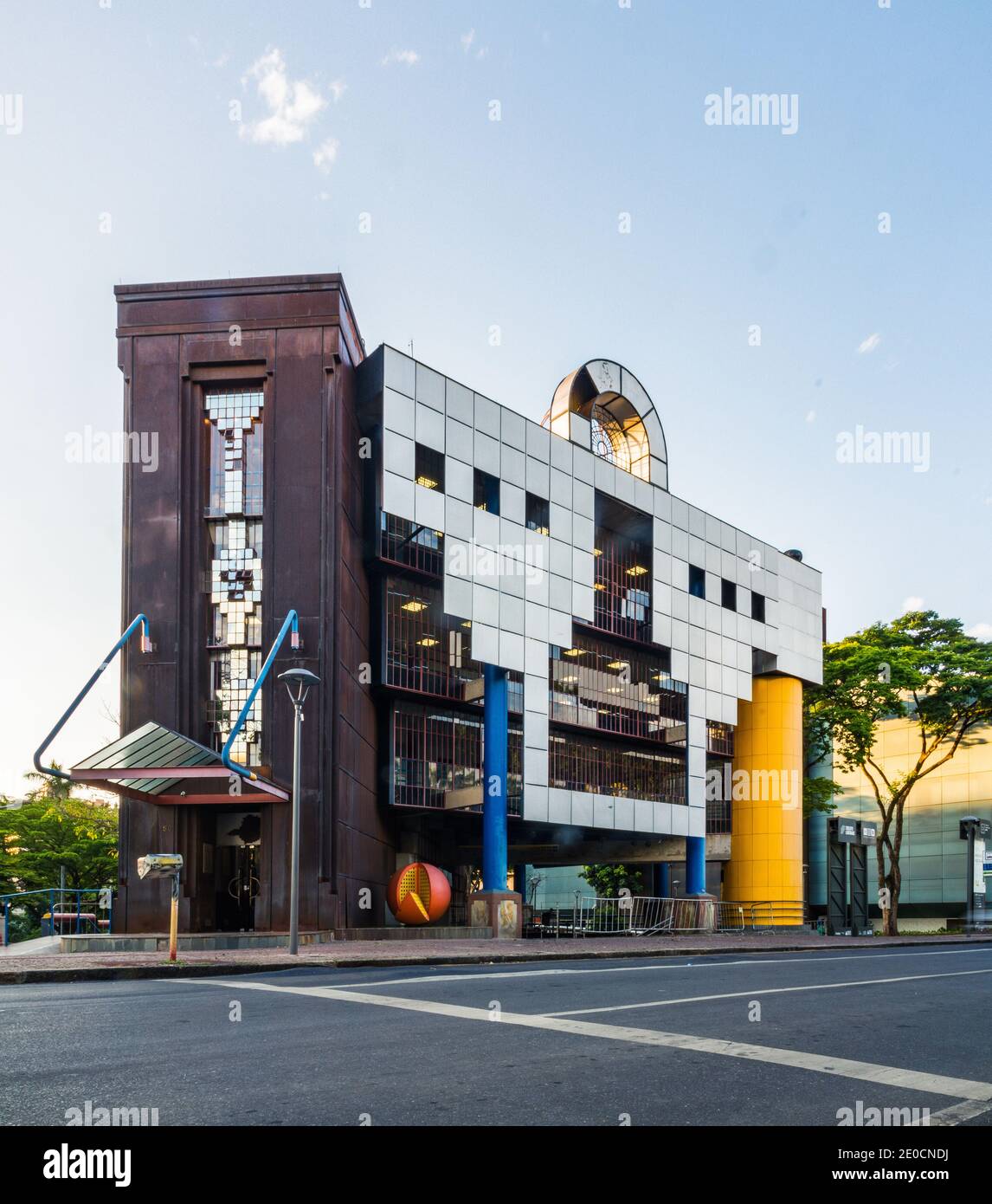 Rainha da Sucata (Queen of Scrap) building in Belo Horizonte, Brazil ...