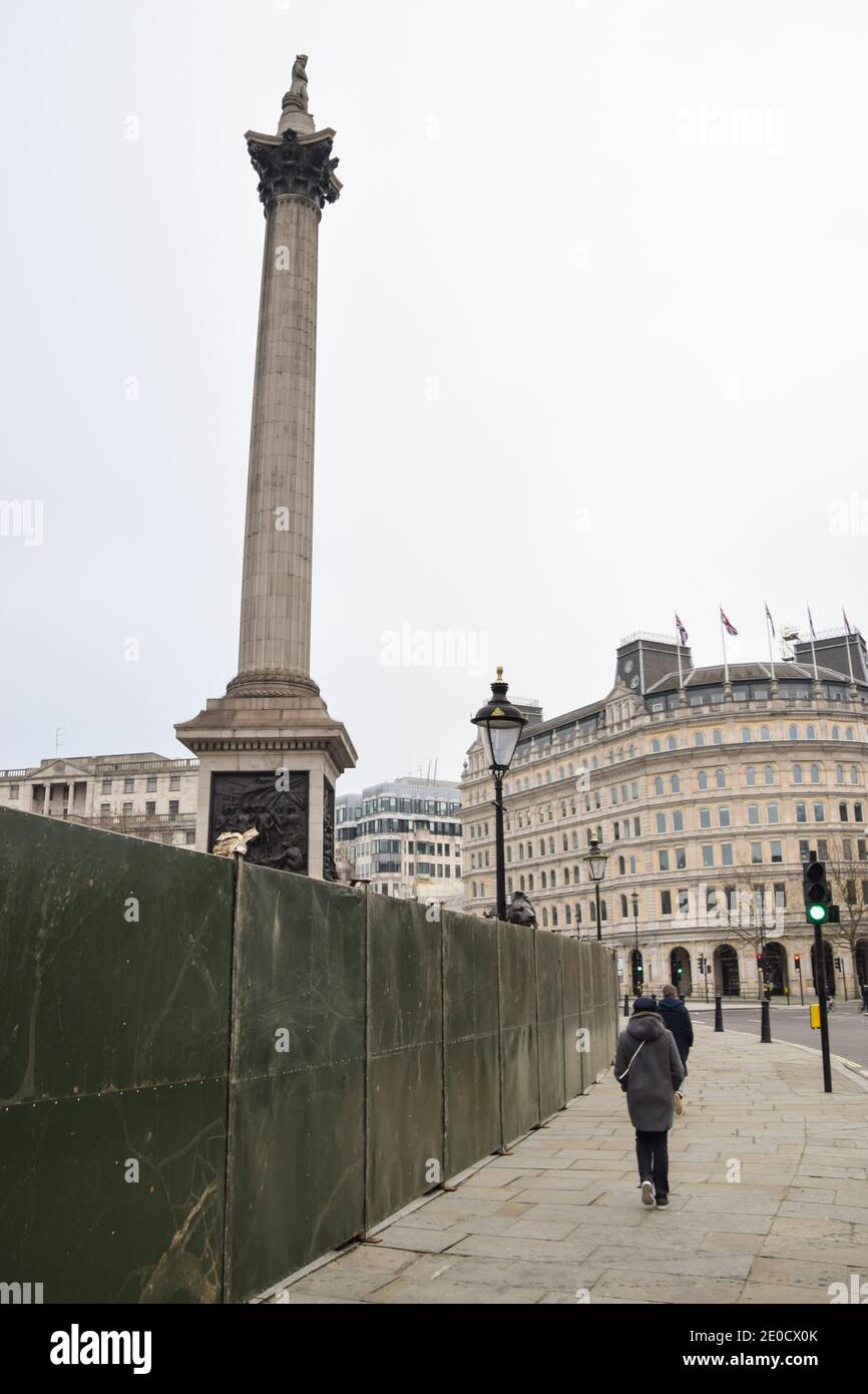 British museum exterior fence hi-res stock photography and images - Alamy