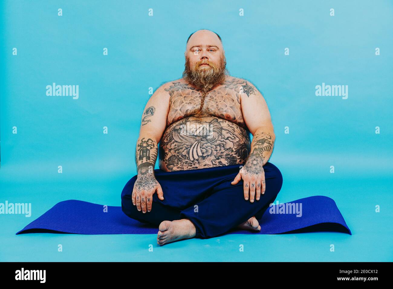 Funny fat man doing yoga meditation, funny and ironic character Stock ...