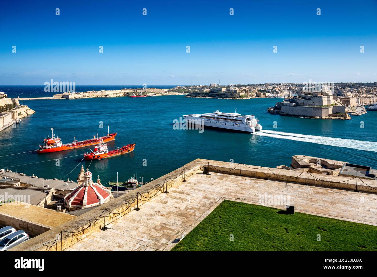 Maltese grand harbour hi-res stock photography and images - Alamy
