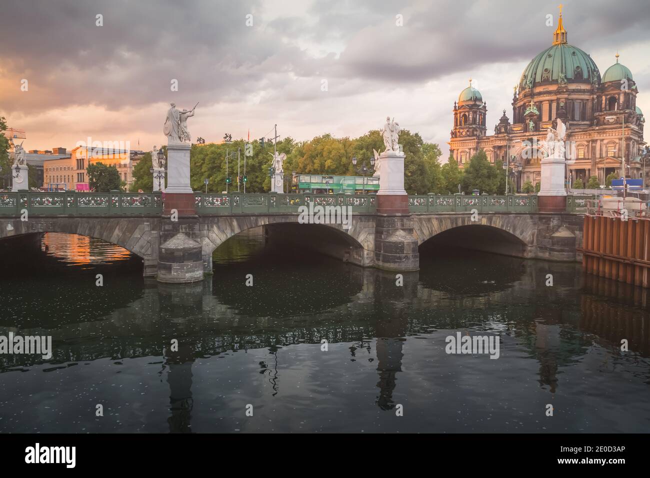 Schloss Bridge over the River Spree with the famous Berlin Cathedral ...