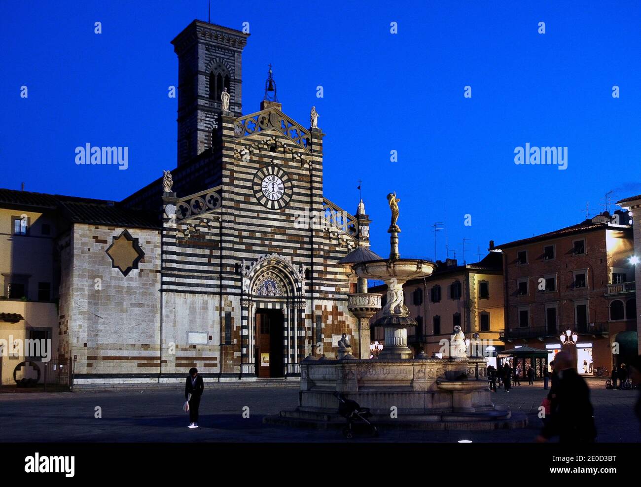 Cattedrale santo stefano hi-res stock photography and images - Alamy