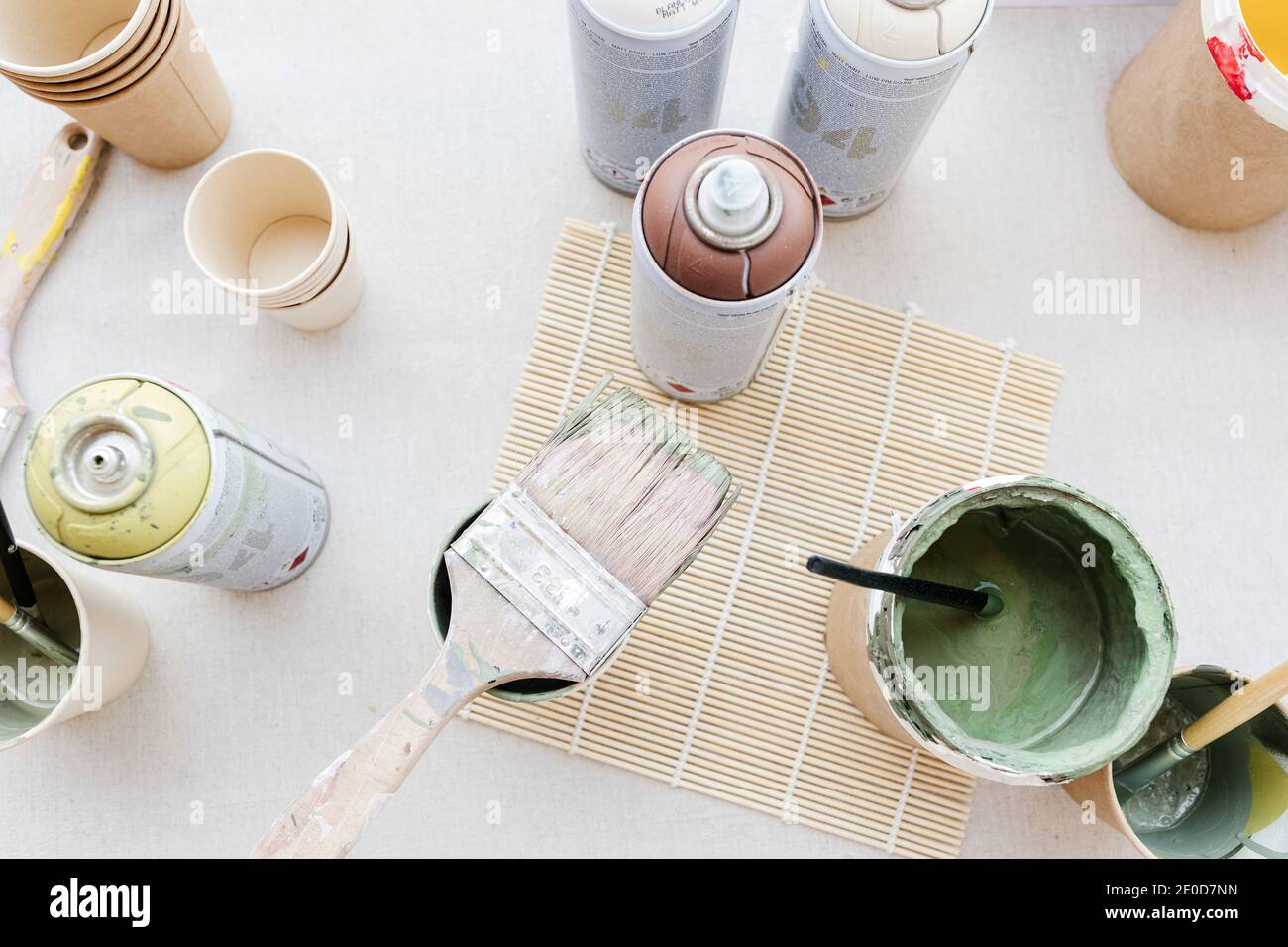 Top view spray paint hi-res stock photography and images - Alamy