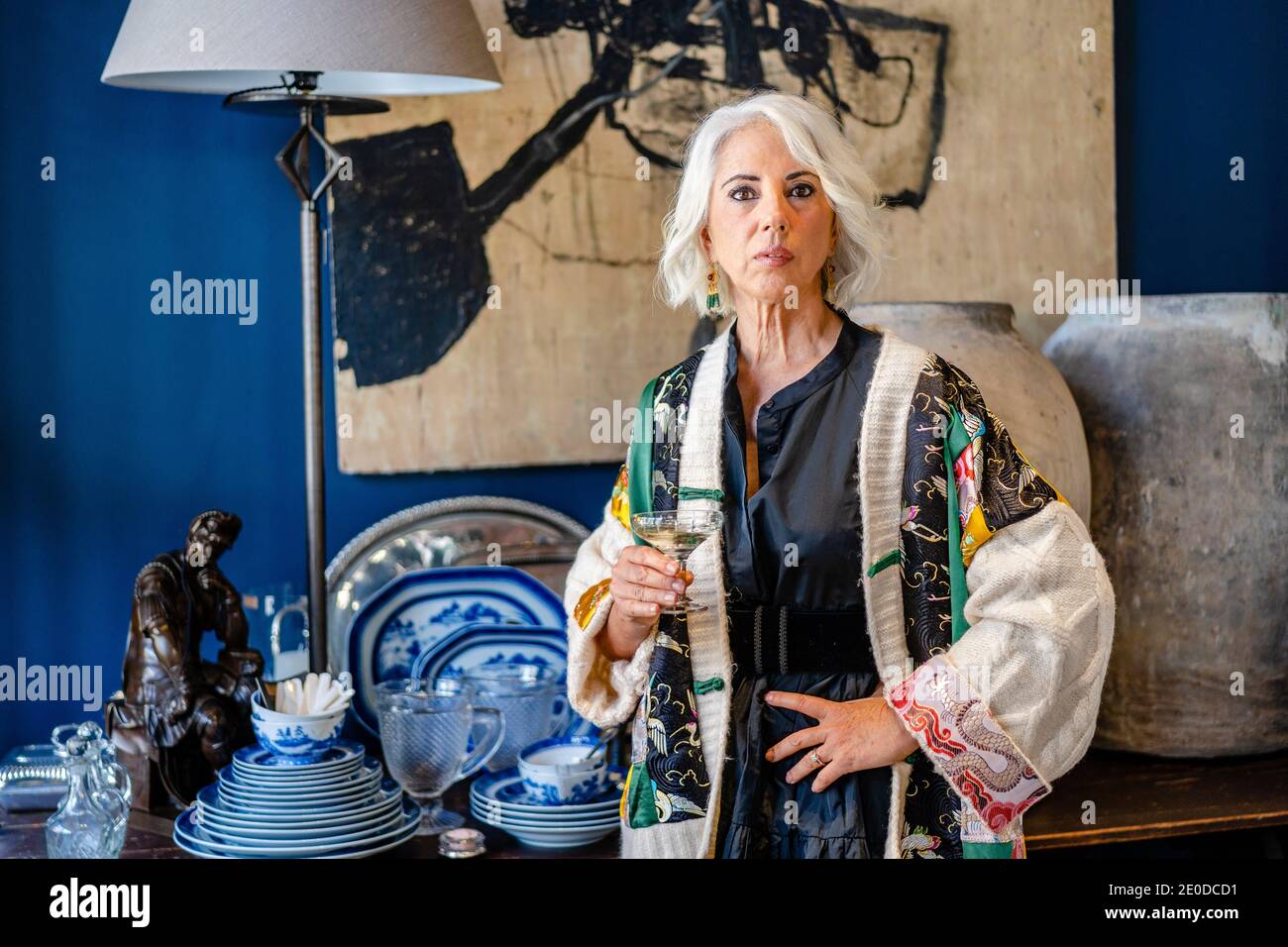 Lady glass champagne retro hi-res stock photography and images - Alamy