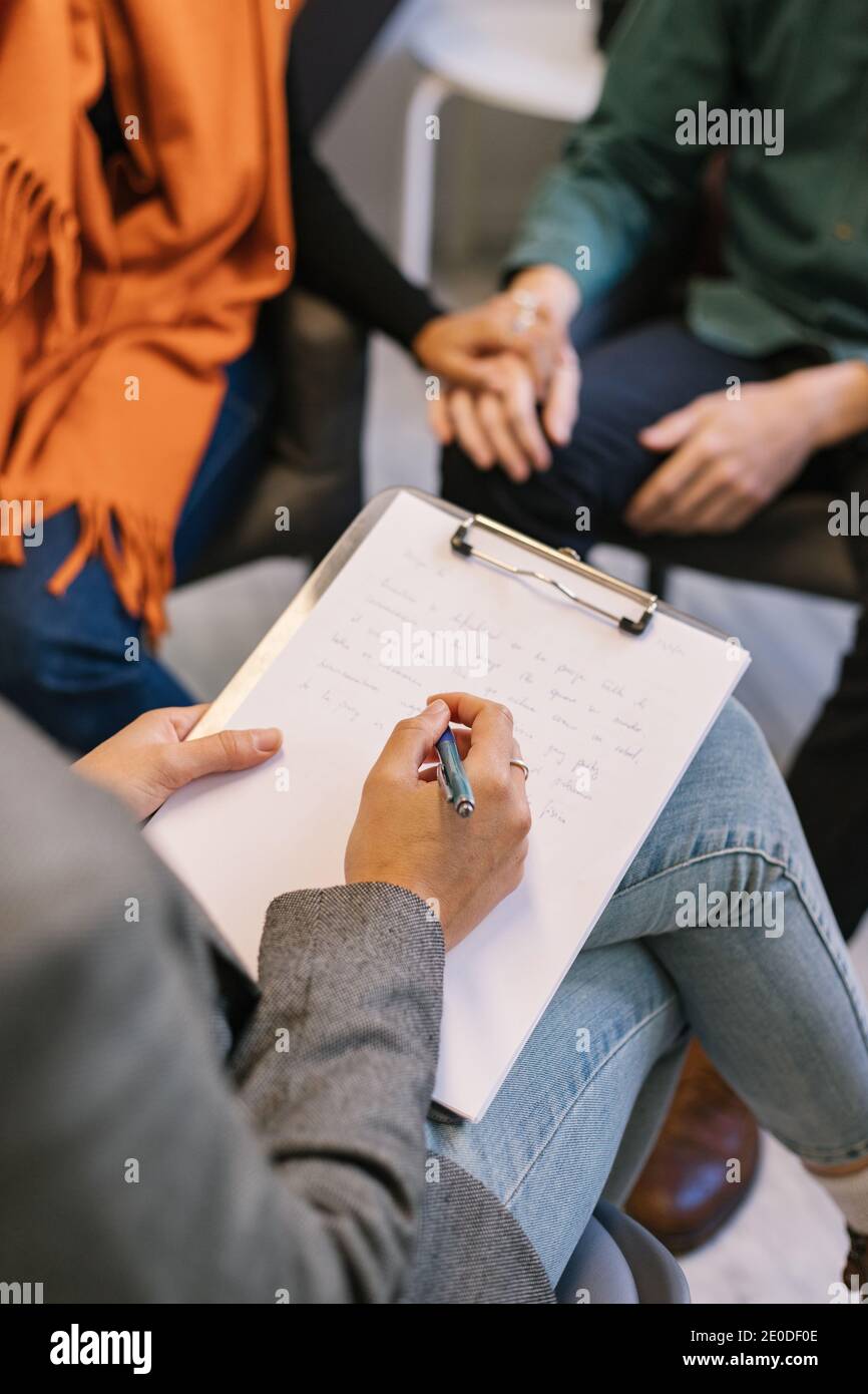 Female psychologist taking notes High Resolution Stock Photography and ...