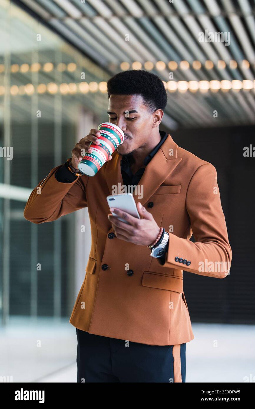 Sma hall hi-res stock photography and images - Alamy