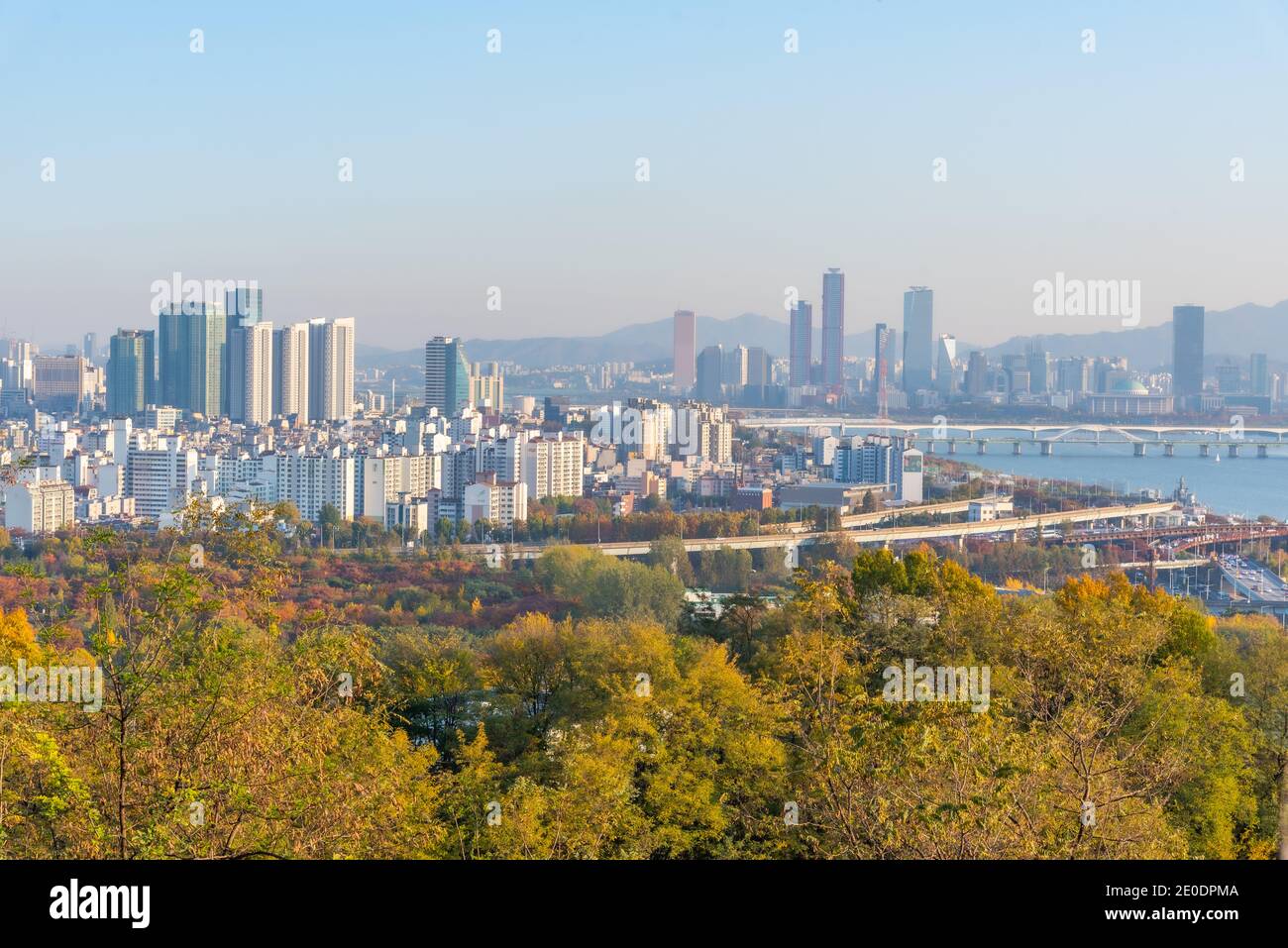 Sunset aerial view of downtown Seoul from Haneul park, Republic of ...