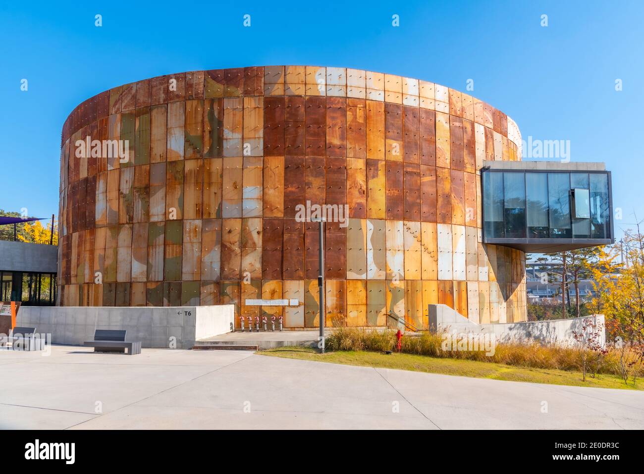 Oil Tank culture park at Seoul presents repurposed oil storage tanks as ...