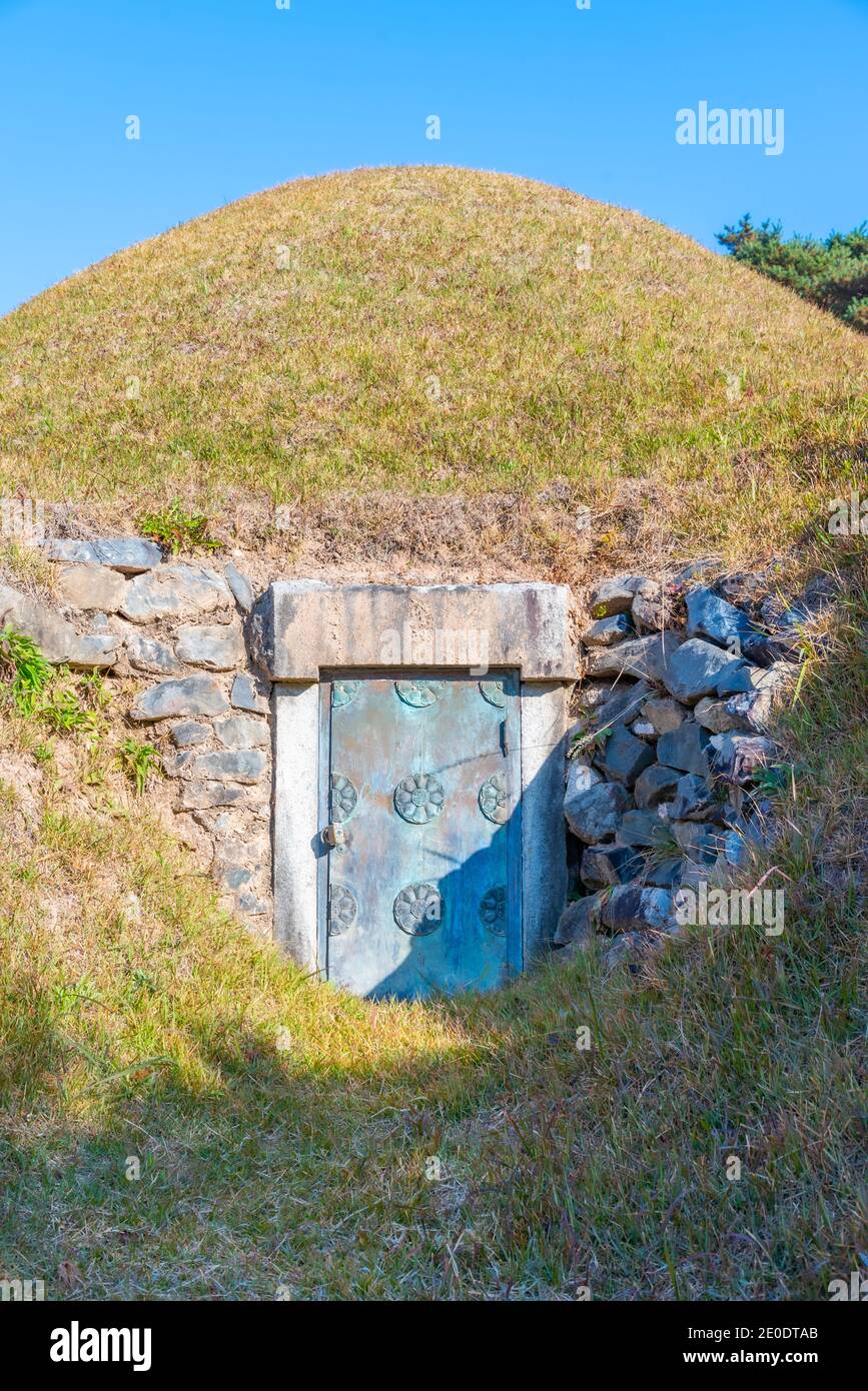 Tomb of King Muryeong in Gongju, Republic of Korea Stock Photo - Alamy