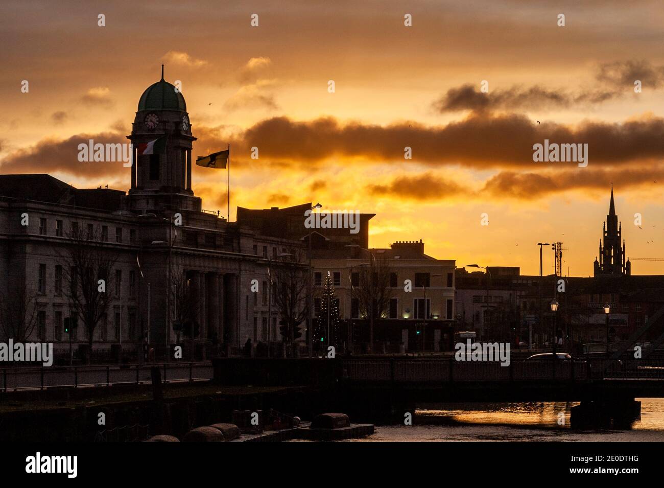 News landmarks hi-res stock photography and images - Alamy