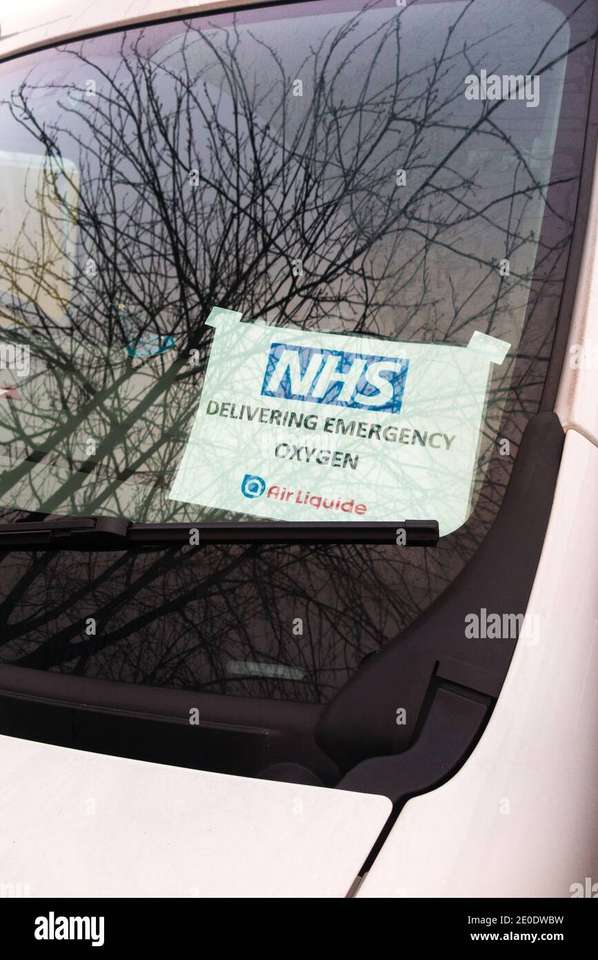 Delivery vehicle van windscreen notice / note to say carrying emergency ...