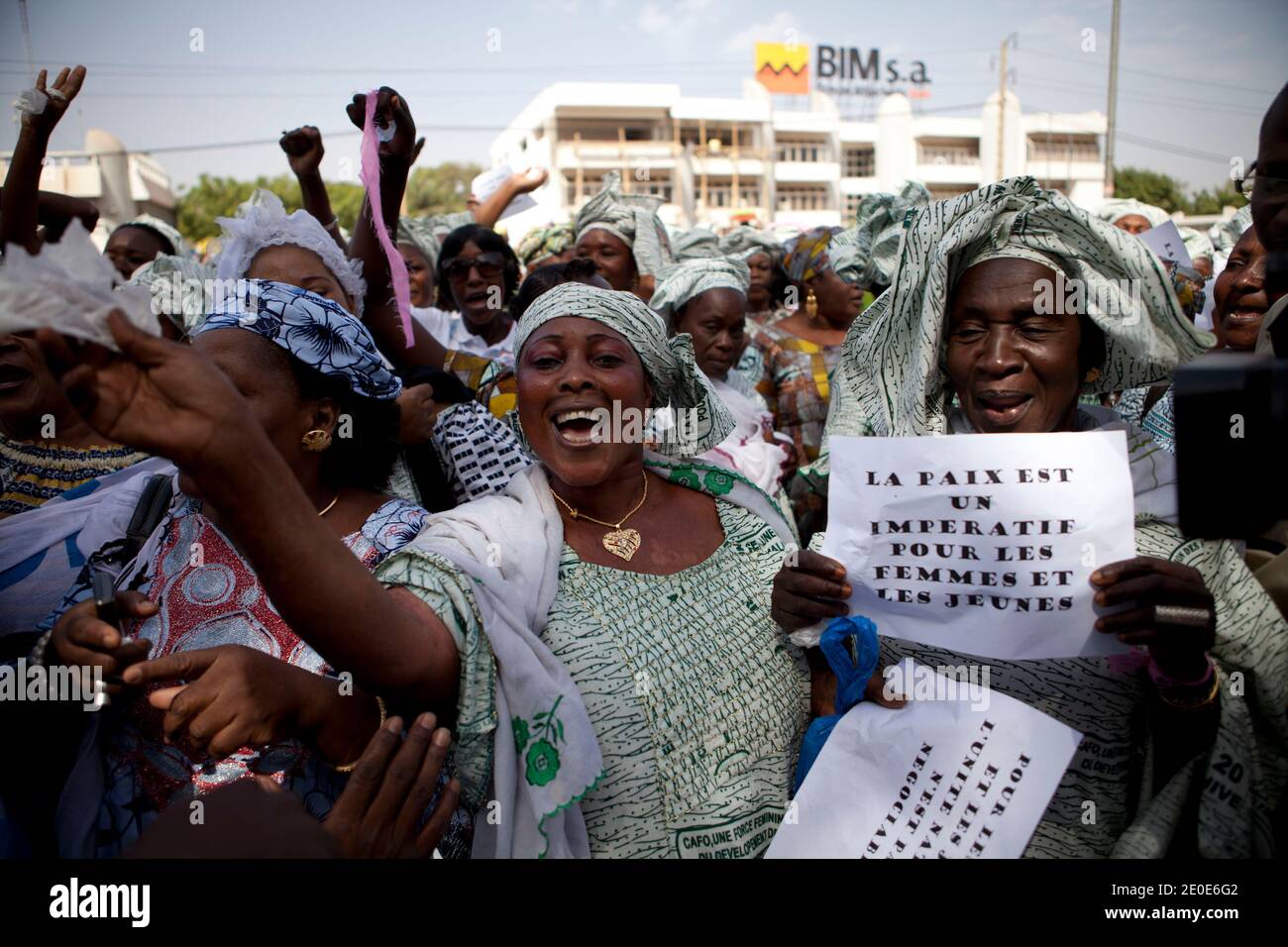 Women power rule hi-res stock photography and images - Alamy