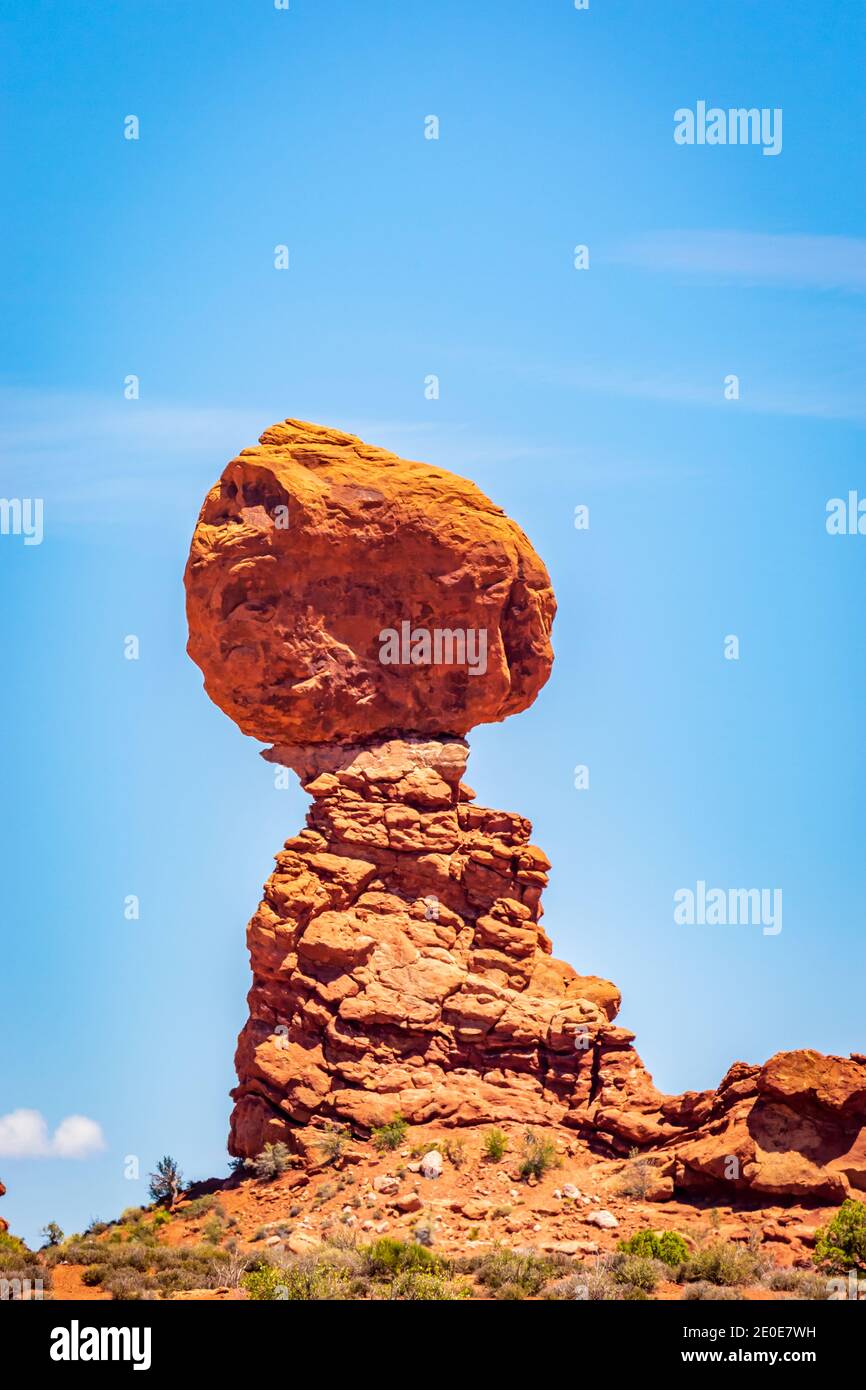 Balanced Rock in Arches National Park, Utah Stock Photo - Alamy