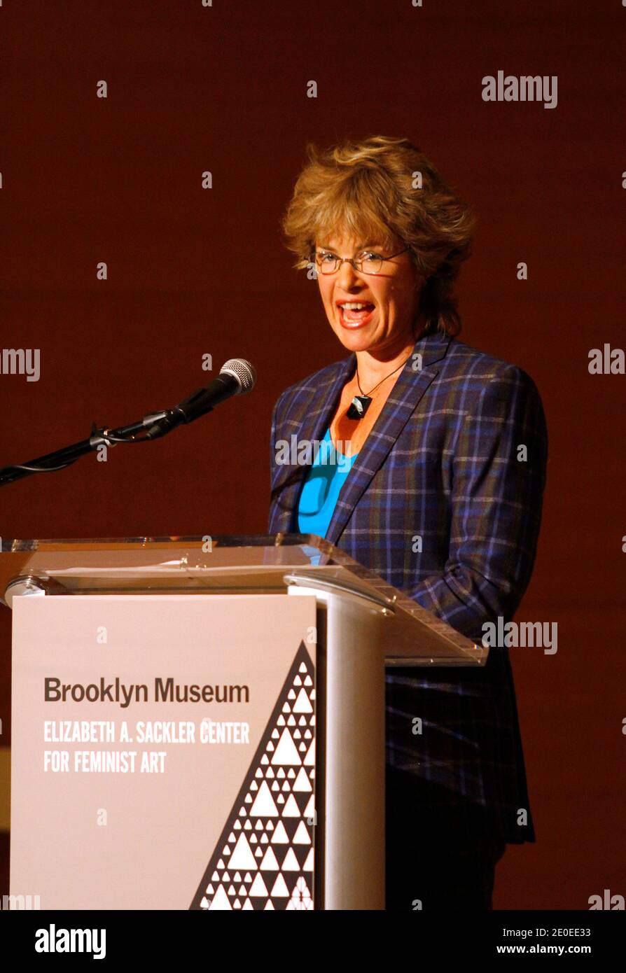 Laura flanders hi-res stock photography and images - Alamy