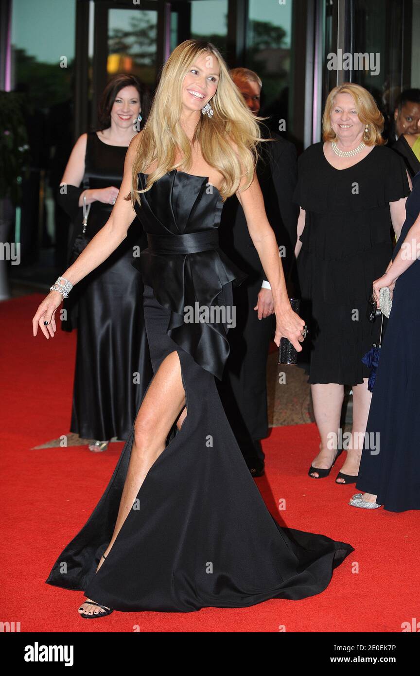 Elle mac pherson hi-res stock photography and images - Alamy