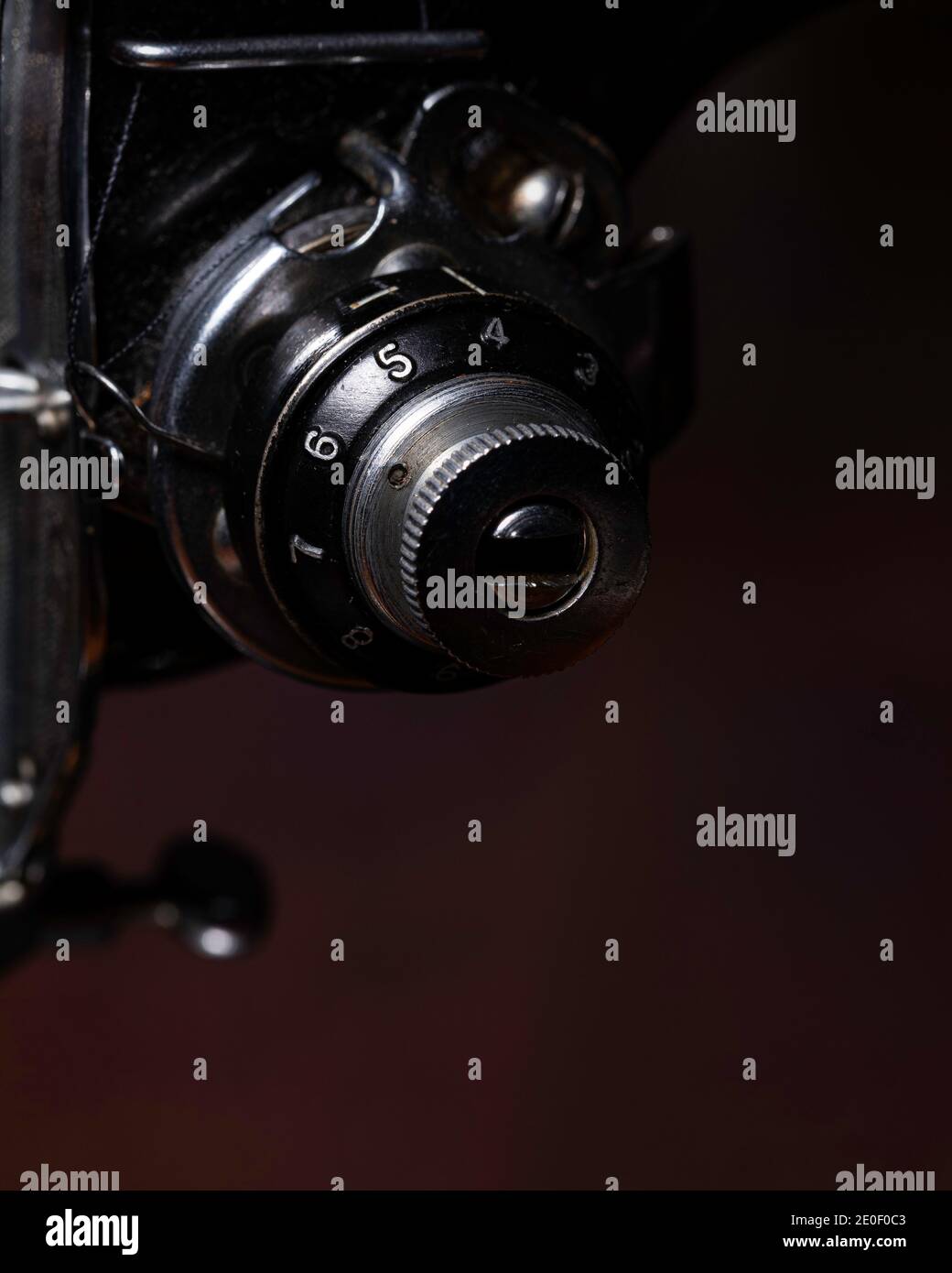 Vintage sewing machine table hi-res stock photography and images - Alamy