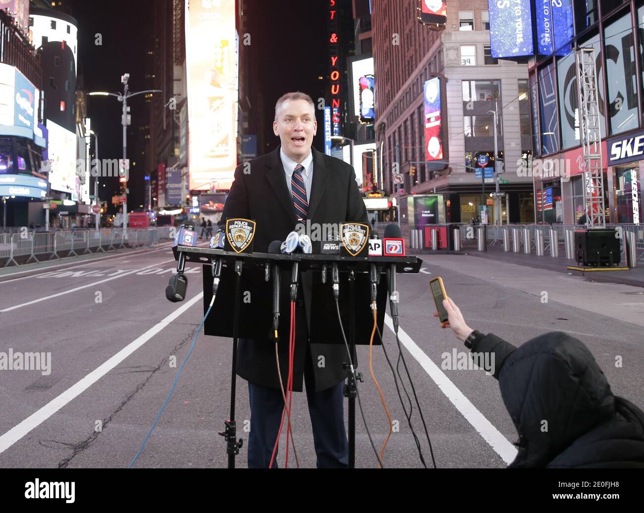 Nypd commissioner shea hi-res stock photography and images - Alamy