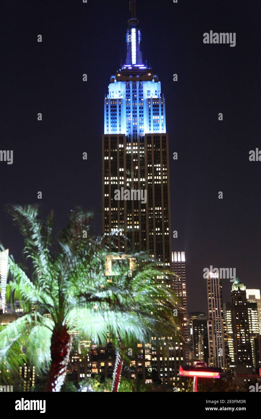 230 fifth rooftop bar new york hi-res stock photography and images - Alamy