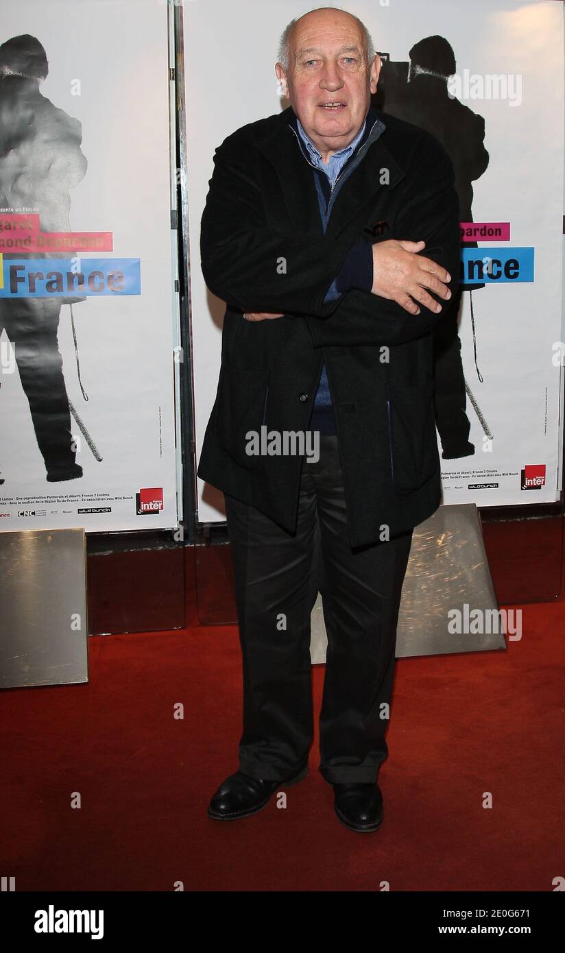 Raymond Depardon attending the premiere of 'Journal de France' held at ...