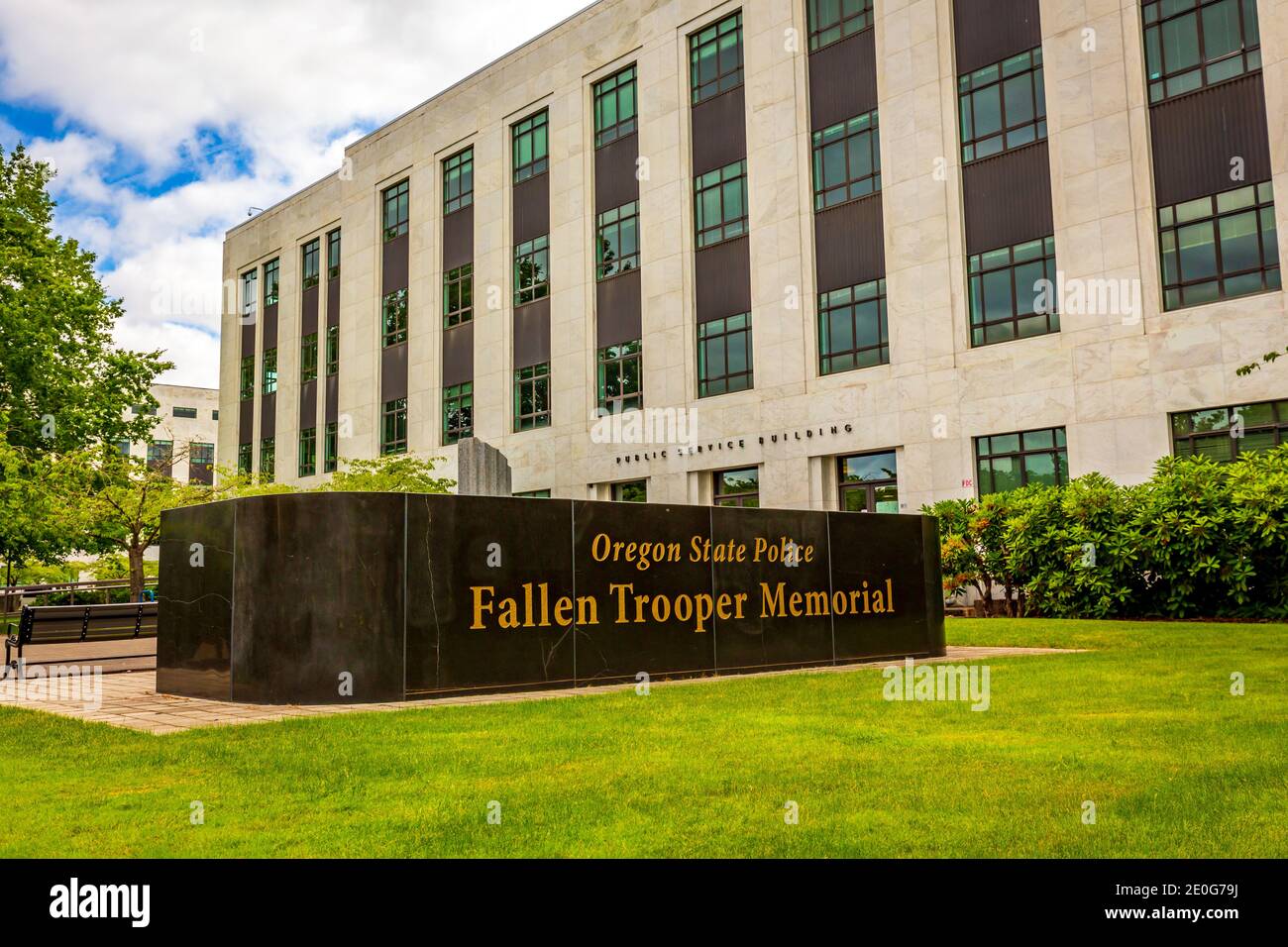 Oregon state trooper hi-res stock photography and images - Alamy