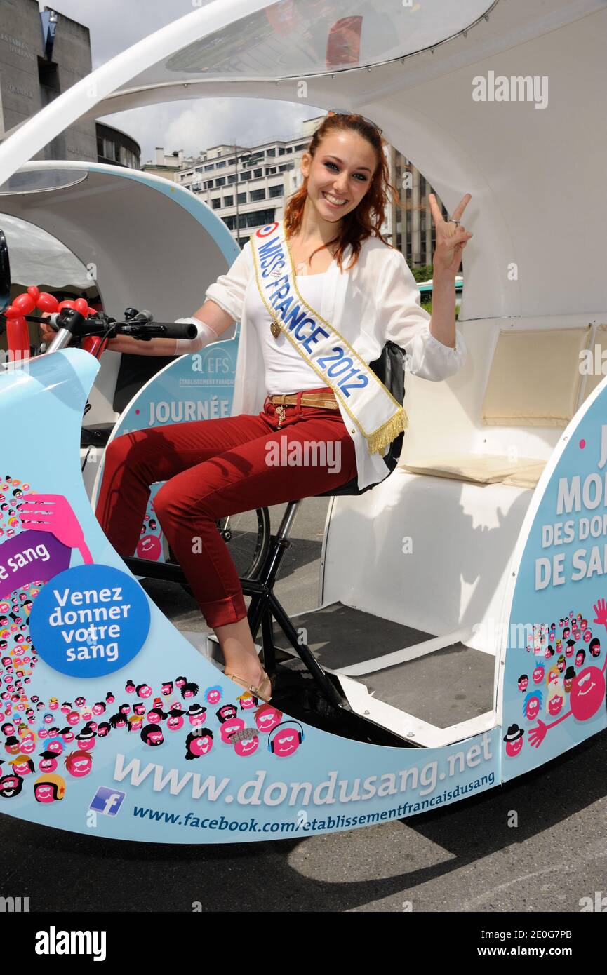 Delphine wespiser miss france 2012 hi-res stock photography and images ...