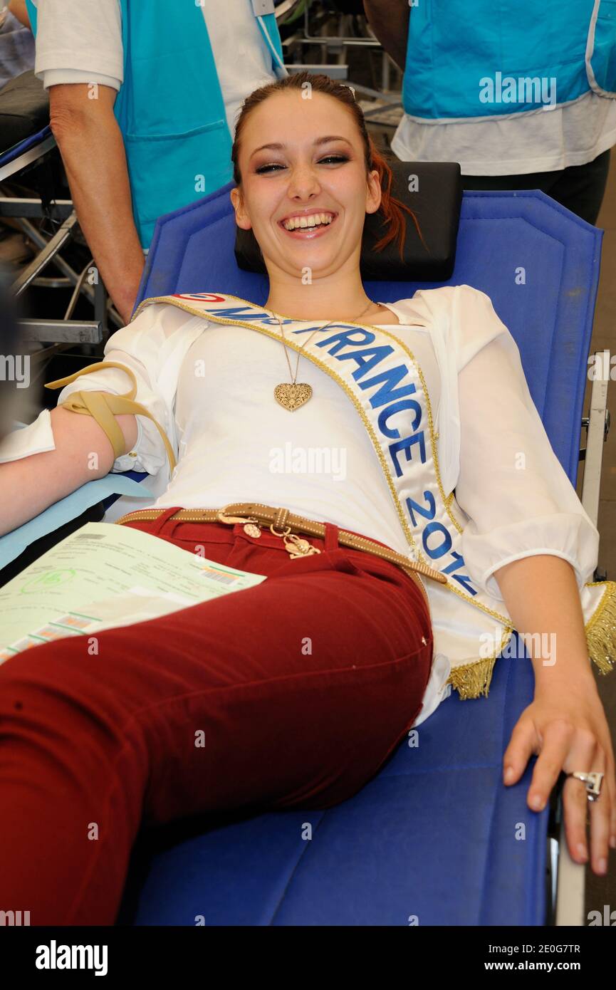 Delphine wespiser miss france 2012 hi-res stock photography and images ...