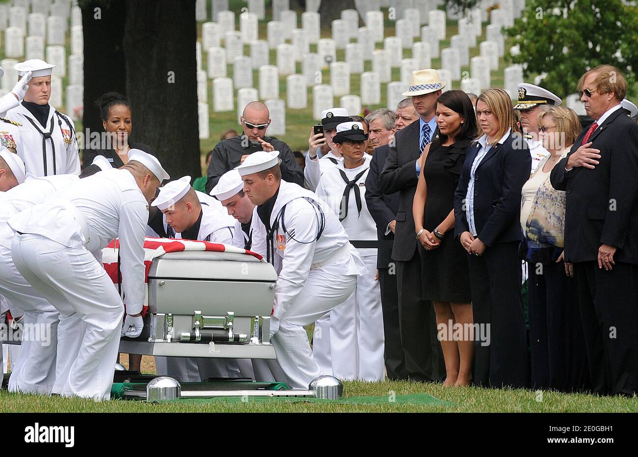 Enterrement militaire hi-res stock photography and images - Alamy