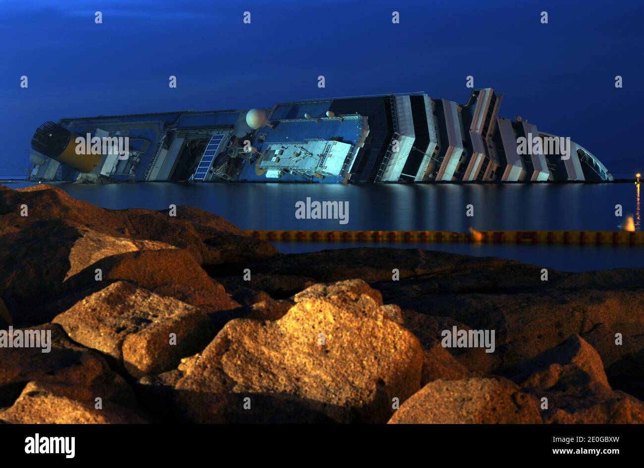 Capsized deck barge hi-res stock photography and images - Alamy
