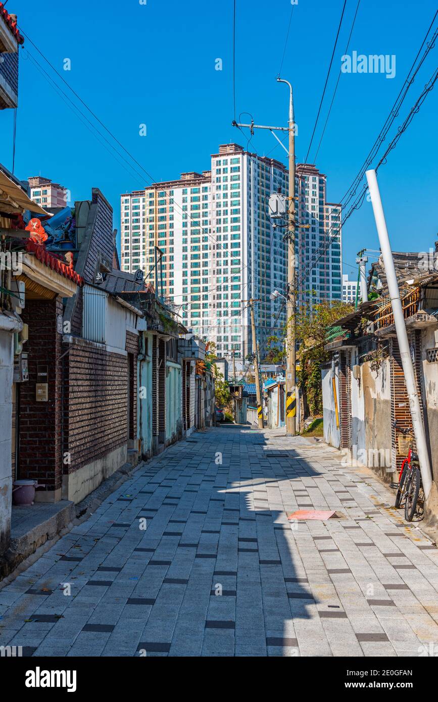 Daegu house hi-res stock photography and images - Alamy
